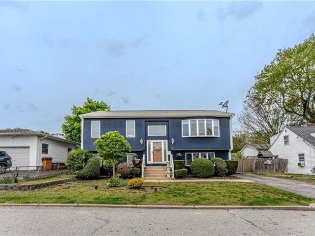 Doane St, Cranston, Home For Sale