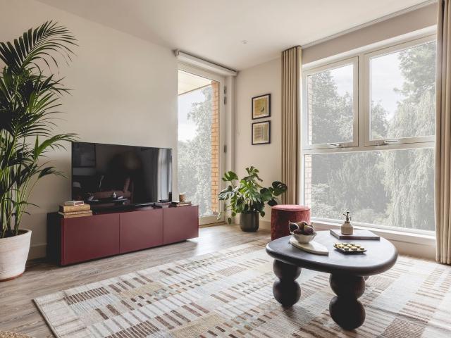 Dobb Way, Cambridge CB3, 2 bed flat to rent, £2,415 pcm | PrimeLocation
