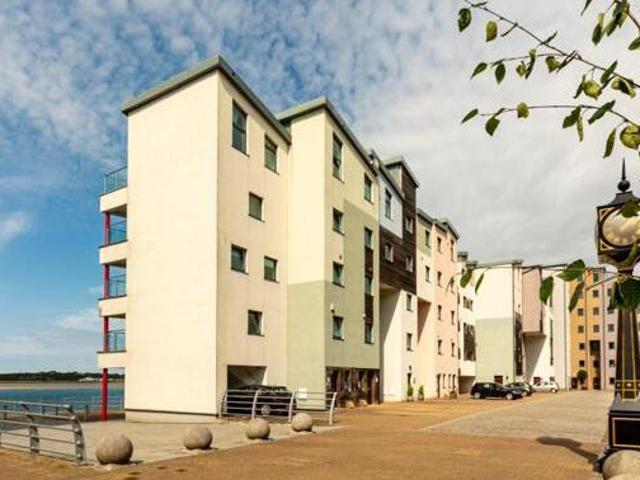 Doc Fictoria, Caernarfon, 3 Bedroom House