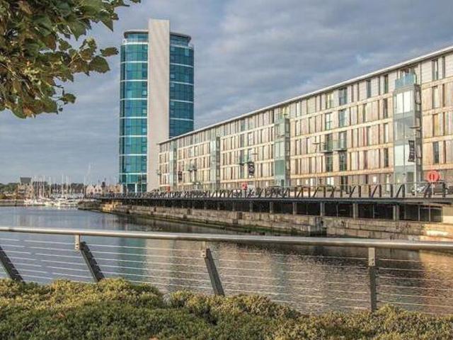 Dock Head Road, Chatham Quays, 2 Bedroom Apartment