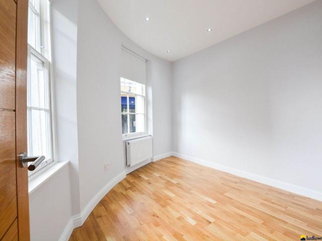 Dock Street, Tower Hill, London E1, 1 bed flat to rent, £1,842 pcm | PrimeLocation