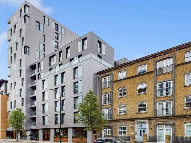 Dock Street, Tower Hill, London E1, 2 bed flat to rent, £3,575 pcm | PrimeLocation