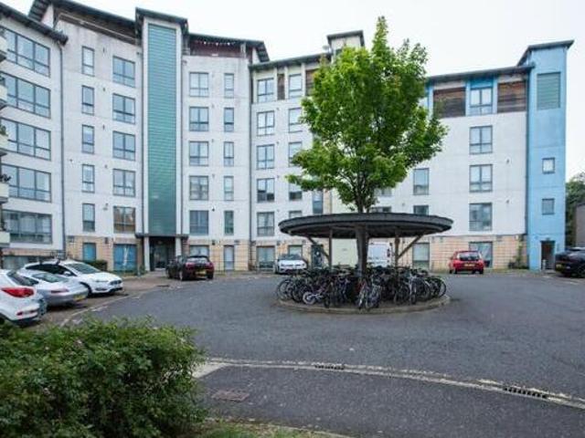 Dock Street, Edinburgh, 1 Bedroom Flat