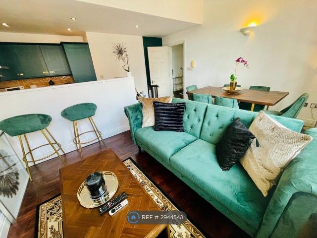 Dock Street, Leeds LS10, 2 bed flat to rent, £1,200 pcm | PrimeLocation