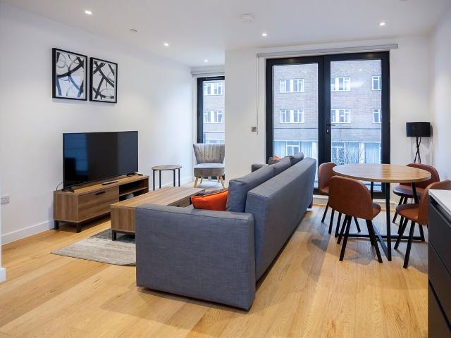 Dock Street, London E1, 1 bed flat to rent, £2,492 pcm | PrimeLocation