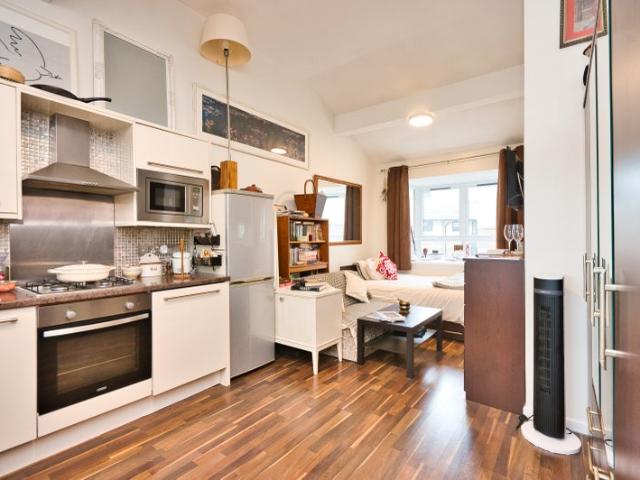 Docklands Studio near Canary Wharf