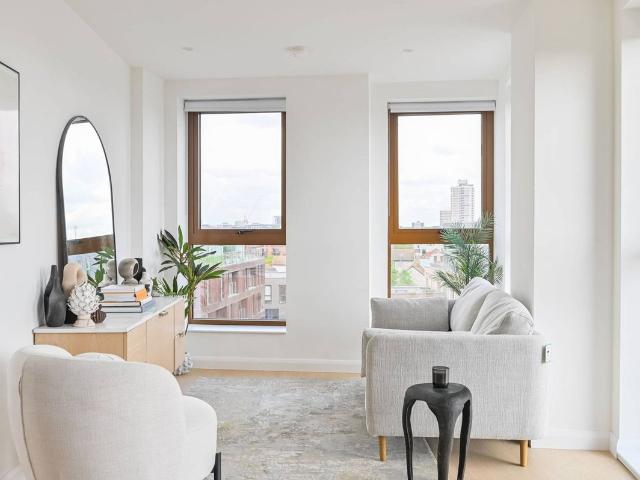 Dod Street, Limehouse, London E14, 2 bed flat to rent, £2,650 pcm | PrimeLocation
