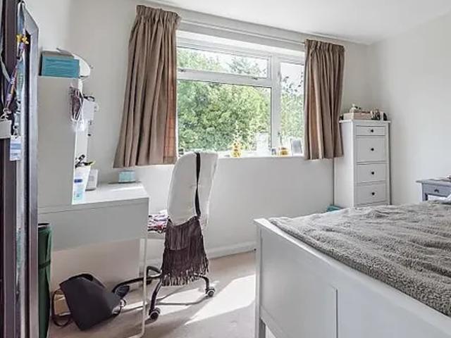 Doddington Grove, London, SE17 3TE, United Kingdom | 3 bed apartment for rent #154588150 | Rentberry