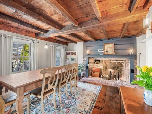 Dodge St Unit,beverly, Home For Sale