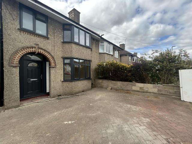 Dodgson Road, OXFORD, OX4 4 bed property to rent £2,600 pcm £600 pw