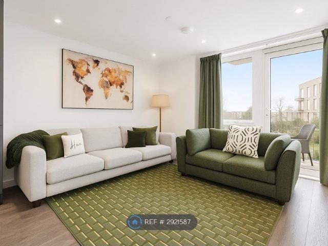Dodson House, London NW7, 2 bed flat to rent, £2,400 pcm | PrimeLocation