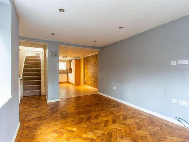 Doe Close, Penylan, CF23