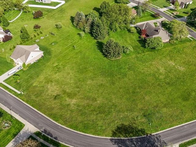 Doe Meadow Dr, Anderson, IN 46011