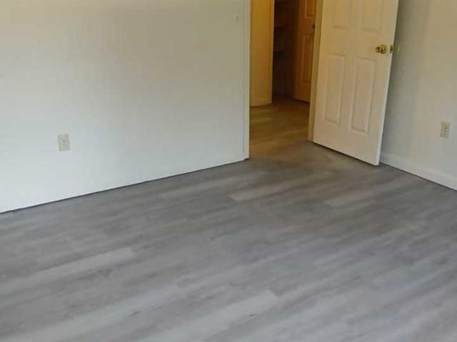 Doe Run Manor, LLC 2 Bedroom Apartment for Rent at 101 Swan Dr, Park Hills, MO 63601