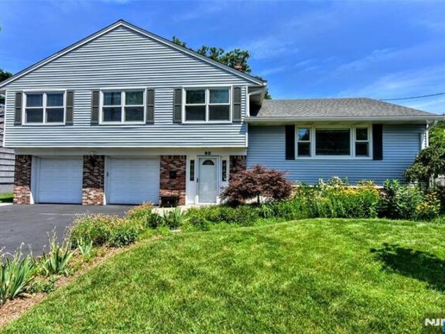 Dogwood Ct, Westwood, Home For Sale