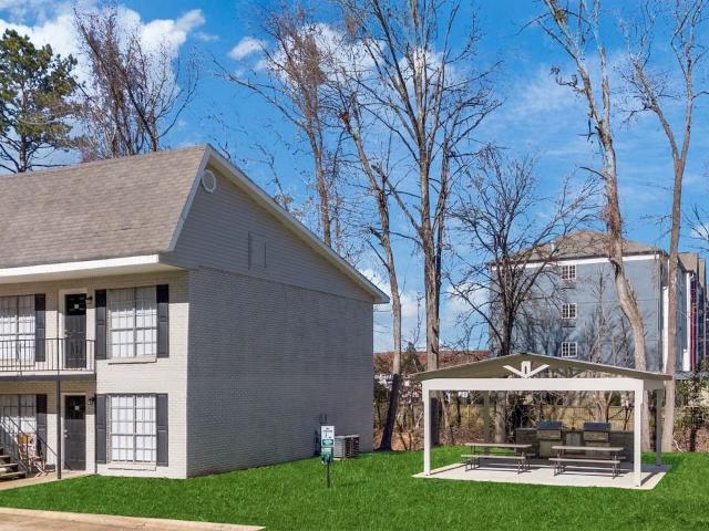 Dogwood Lane Apartments 3 Bedroom Apartment for Rent at 715 Dogwood Ln, Tuscaloosa, AL 35405