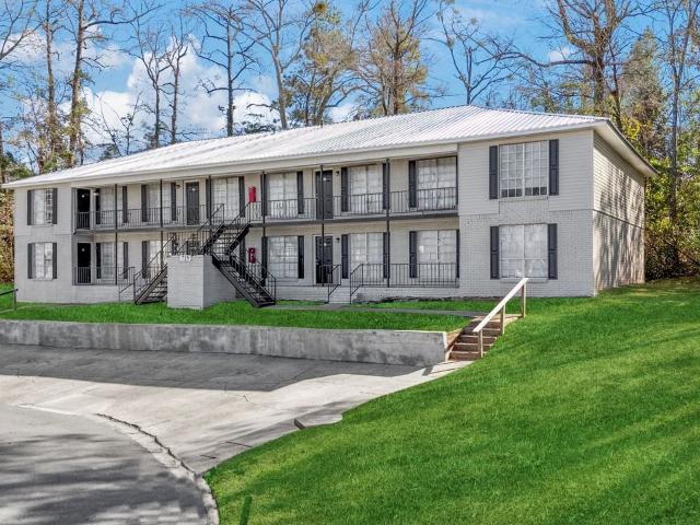 Dogwood Lane Apartments 3 Bedroom Apartment for Rent at 715 Dogwood Ln, Tuscaloosa, AL 35405