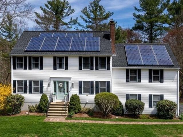 Dogwood Ln, Medway, Home For Sale