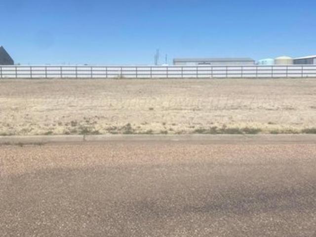 Dogwood Ln, Panhandle, TX 79068