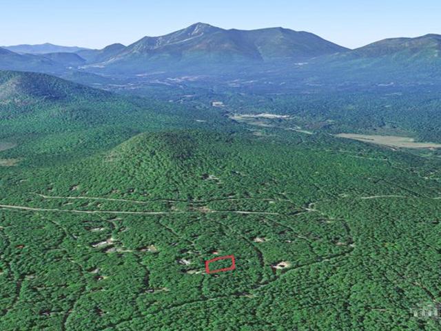 Dogwood St, Jay, NY 12941