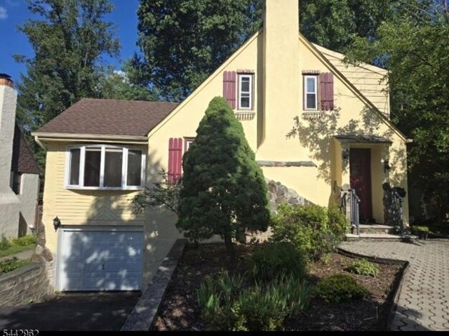 Dogwood Ter, Livingston, Home For Sale