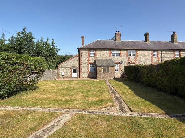 Dog Kennels, Duncton, Petworth, GU28 3 bed end of terrace house to rent £1,695 pcm £391 pw