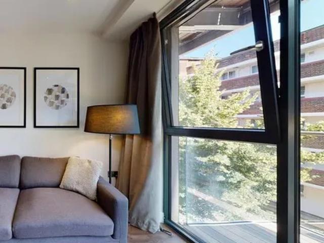 Dog & Truck, 72 Back Church Lane, London, E1 1LX, United Kingdom | 2 bed house for rent #167642901 | Rentberry