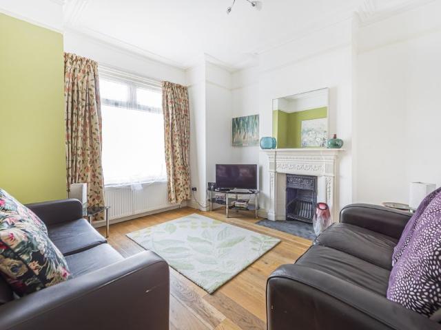 Doggett Road, London, SE6