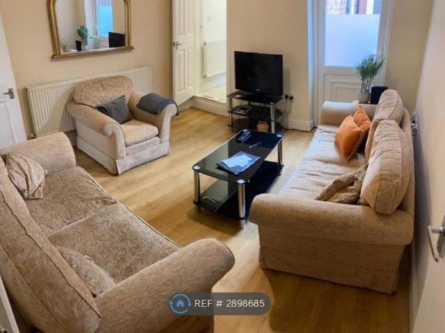 Dogpool Lane, Birmingham B30, Room to rent, £600 pcm | PrimeLocation