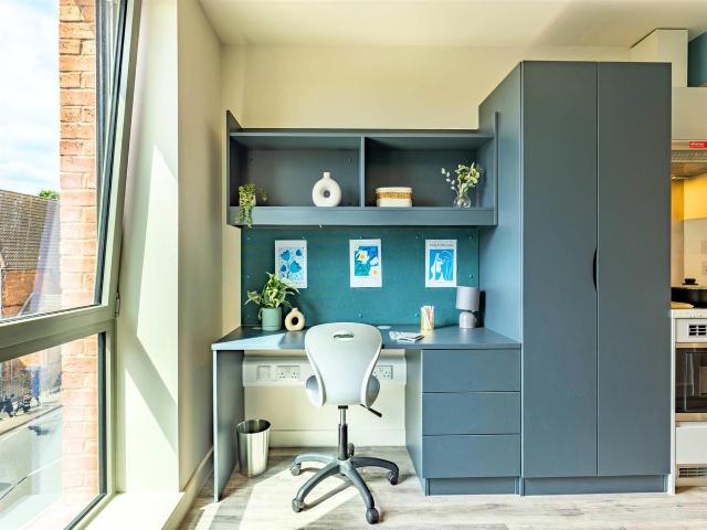 Dogpool Lane, Stirchley, Birmingham B30, Studio to rent, £1,148 pcm | PrimeLocation
