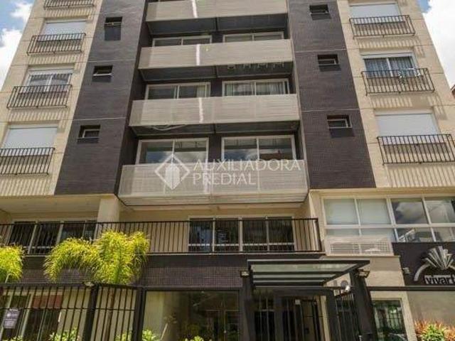 Dois dormitórios com duas vagas no Higienópolis