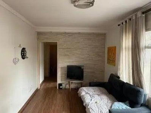 Dois dormitórios e 2 banheiros com garagem fechada de 23 m2