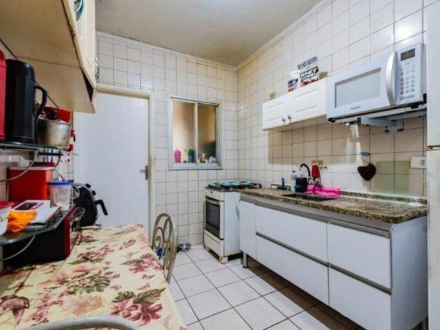 Dois dormitorios, lazer, garagem, portaria 24 h elevadores