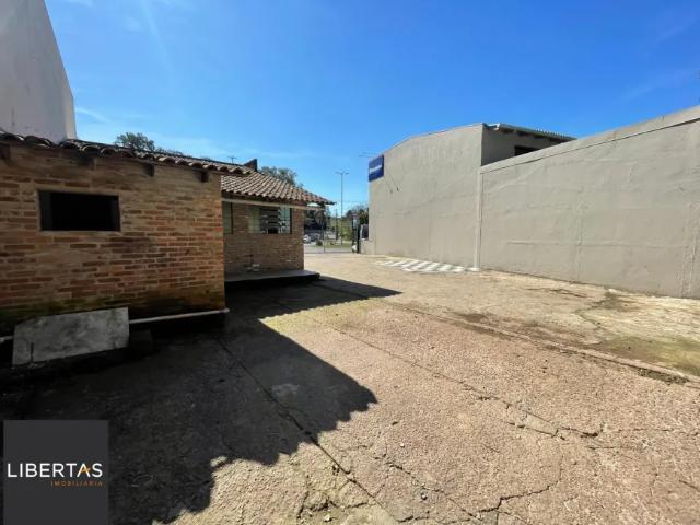 Dois terrenos lado a lado em localização estratégica de Ipanema – Porto Alegre Área total: 552 m²