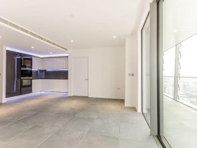 Dollar Bay, Canary Wharf, London, E14 2 bed flat to rent £3,575 pcm £825 pw
