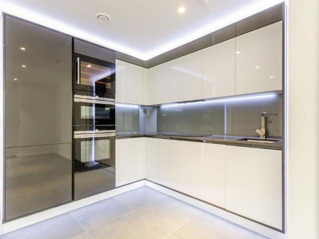 Dollar Bay, Canary Wharf, London, E14 2 bed flat to rent £3,575 pcm £825 pw