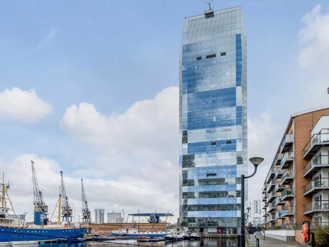 Dollar Bay Place, Canary Wharf E14, Studio to rent, £2,100 pcm | PrimeLocation