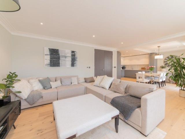 Dollis Avenue, Finchley N3, 2 bed flat to rent, £3,250 pcm | PrimeLocation