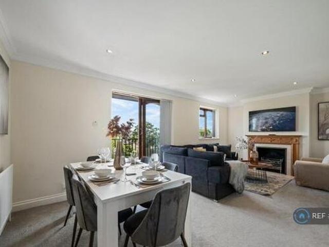 Dollis Hill Lane, London, 4 Bedroom Flat