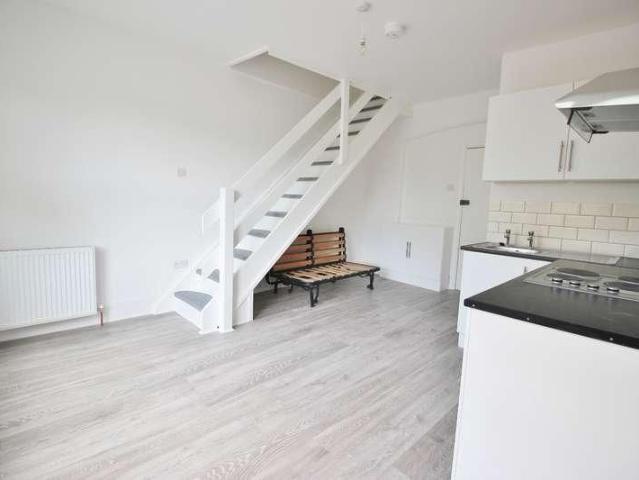 Dollis Park, Finchley Central, N3