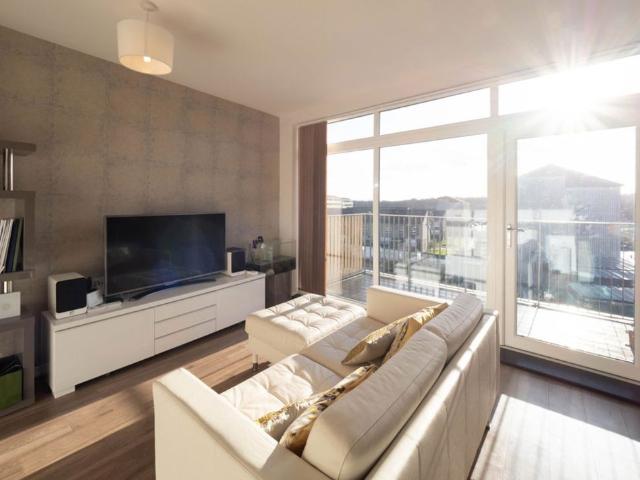Dollis Valley Drive, EN5, London