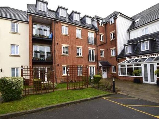 Dolphin Approach, Romford, 2 Bedroom Apartment