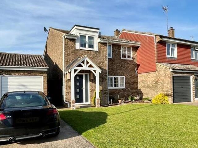 Dolphin Close, Linton, 4 Bedroom Semi detached