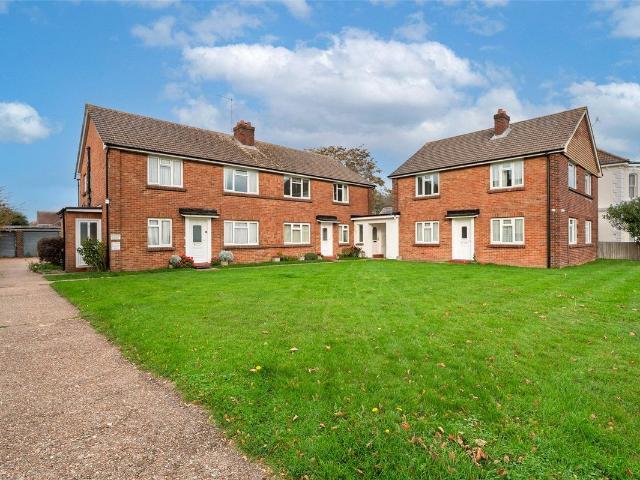 Dolphin Court, Canterbury Road, Worthing, West Sussex BN13, 2 bed flat to rent, £1,350 pcm | PrimeLocation