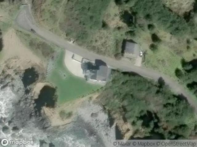 Dolphin Dr