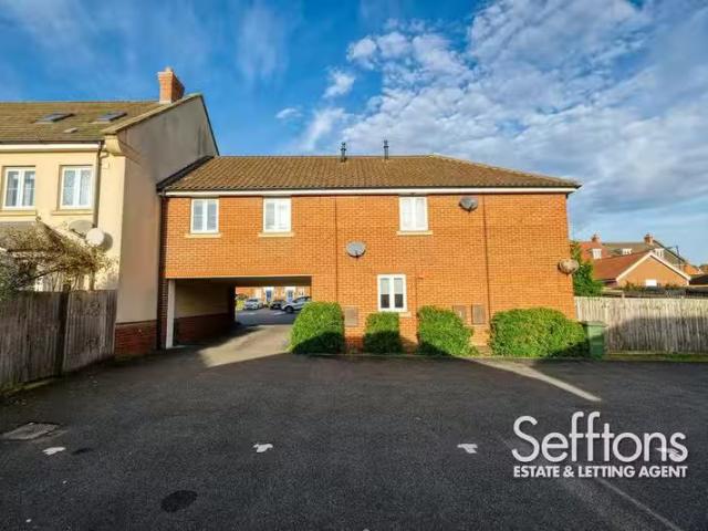 Dolphin Road, Norwich, Norfolk 1 bed maisonette for sale £16.