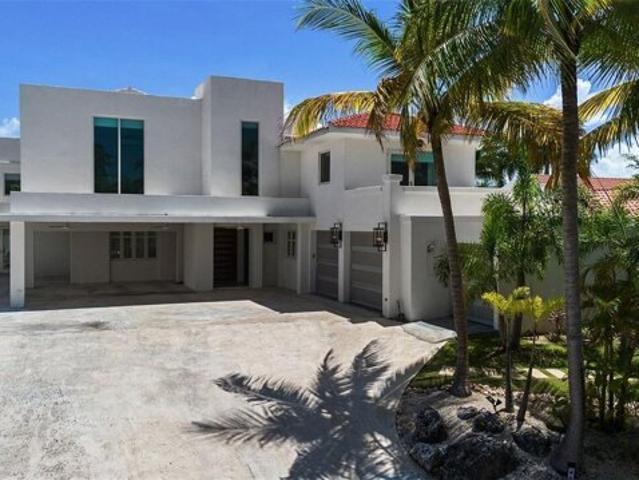 Dorado Bch E, Dorado, Home For Sale