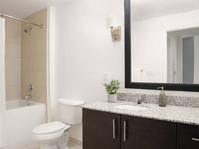 Doral View 1 Bedroom Apartment for Rent at 901 Nw 97th Ave, Fountainebleau, FL 33172 Fontainbleau East