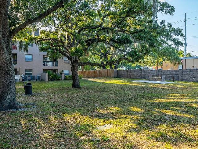 Doral Oaks 2 Bedroom Apartment for Rent at 105 Sunnyside Rd, Temple Terrace, FL 33617