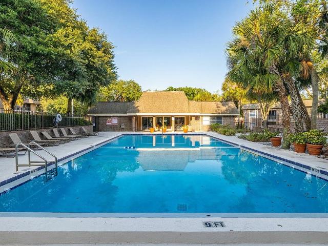 Doral Oaks 2 Bedroom Apartment for Rent at 105 Sunnyside Rd, Temple Terrace, FL 33617